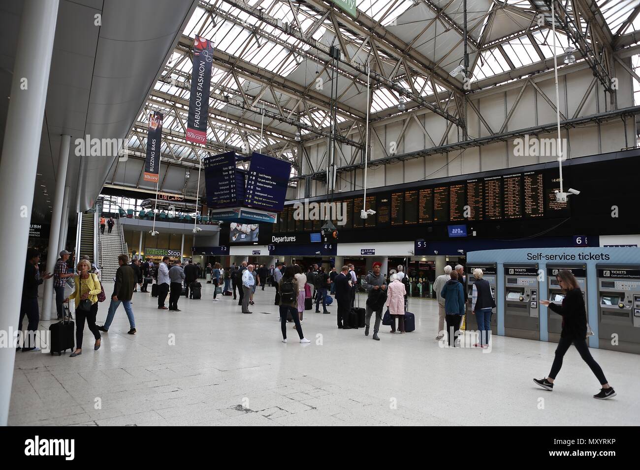 Waterloo Station London England Stock Photo - Alamy