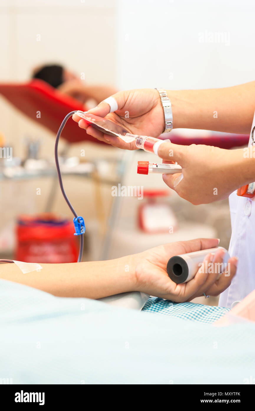 Blood bank give blood hi-res stock photography and images - Alamy