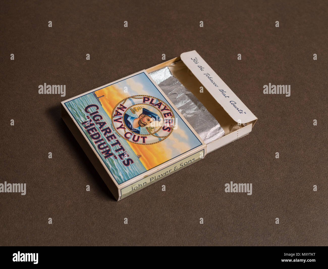 Old Cigarette Packet High Resolution Stock Photography and Images - Alamy