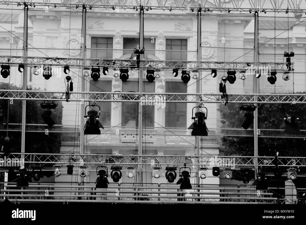 many spotlights that illuminate the stage at a concert Stock Photo - Alamy