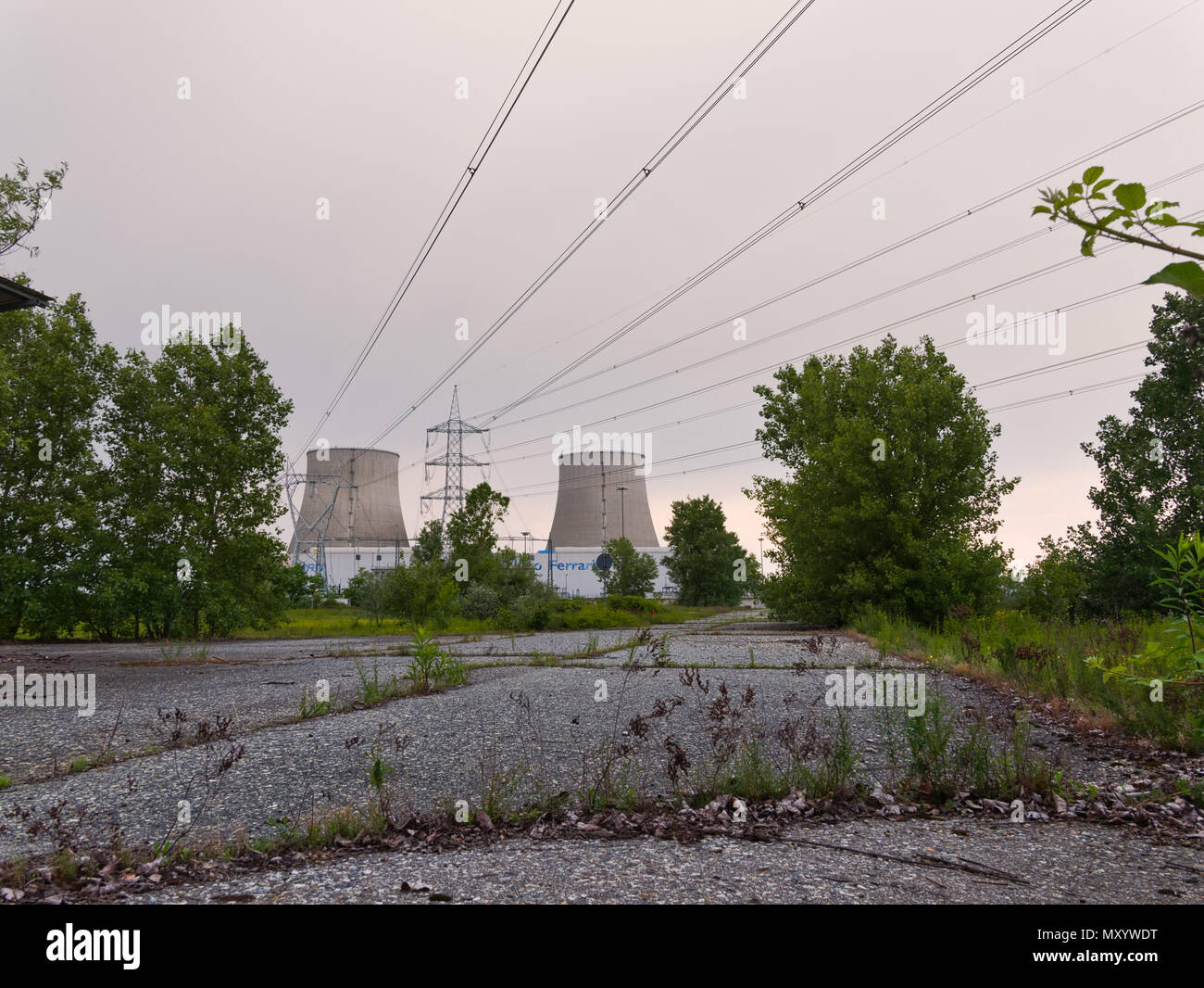 Thermoelectric power plant hi-res stock photography and images - Alamy