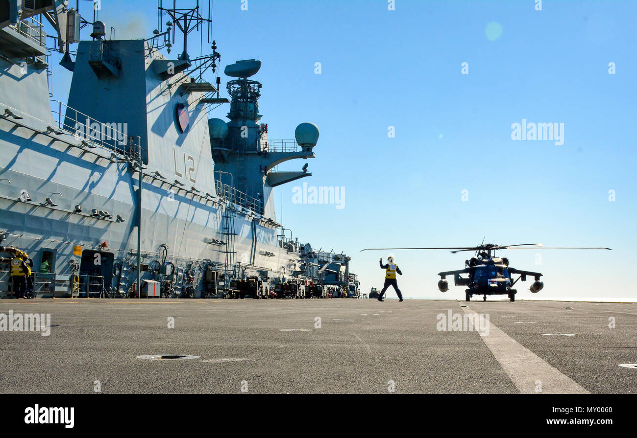1 111th avn regt hi-res stock photography and images - Alamy