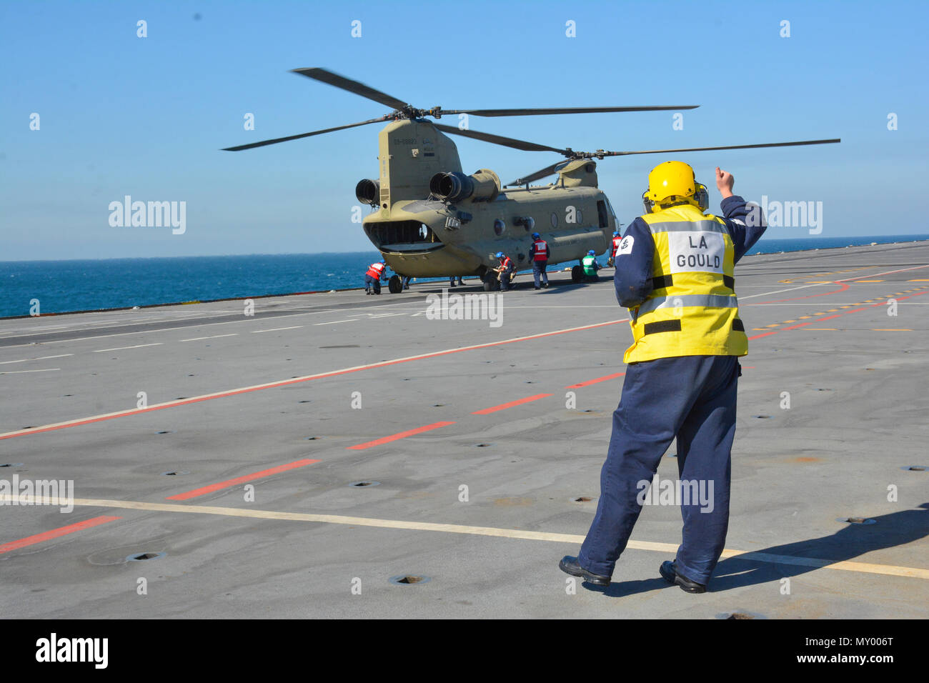 1 111th avn regt hi-res stock photography and images - Alamy