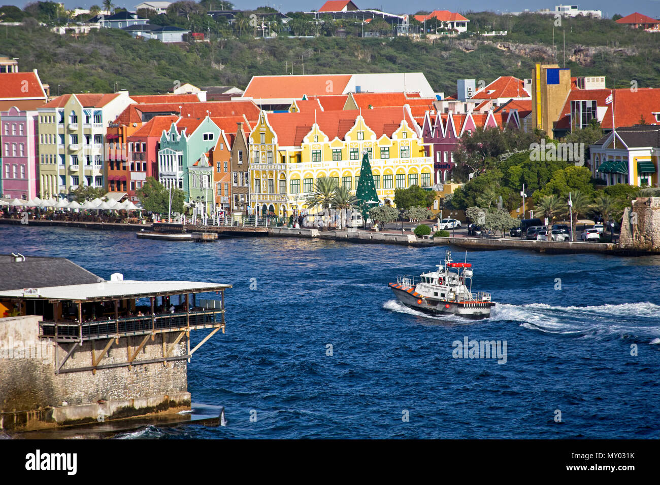 Pilot Into Curacao Stock Photo - Alamy