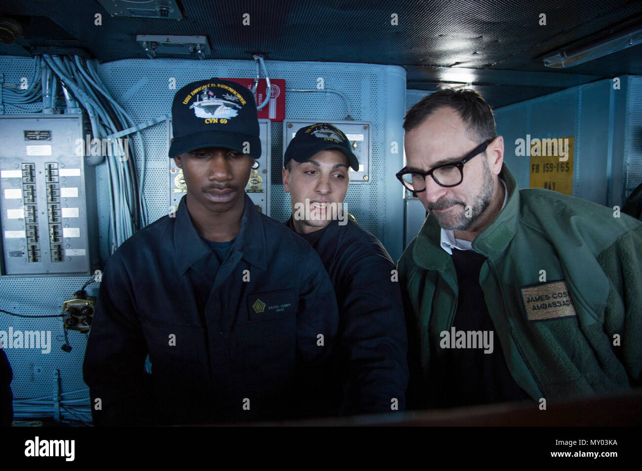 161221-N-QI061-581 MEDITERRANEAN SEA (Dec. 21, 2016) U.S Ambassador to ...