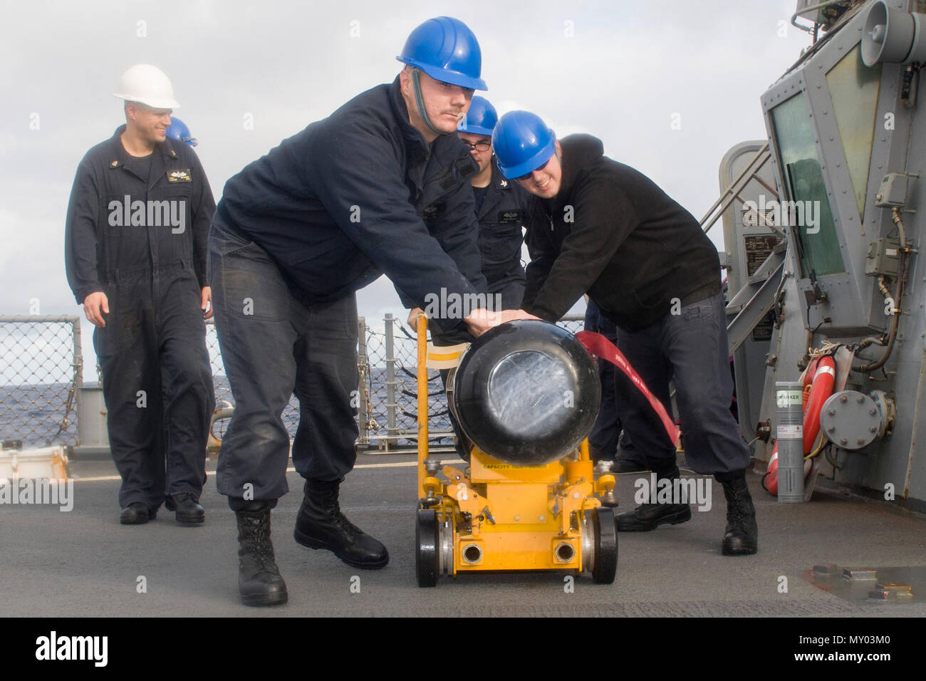 161220-N-HB733-045 ATLANTIC OCEAN (Dec. 20, 2016) Sailors maneuver a ...