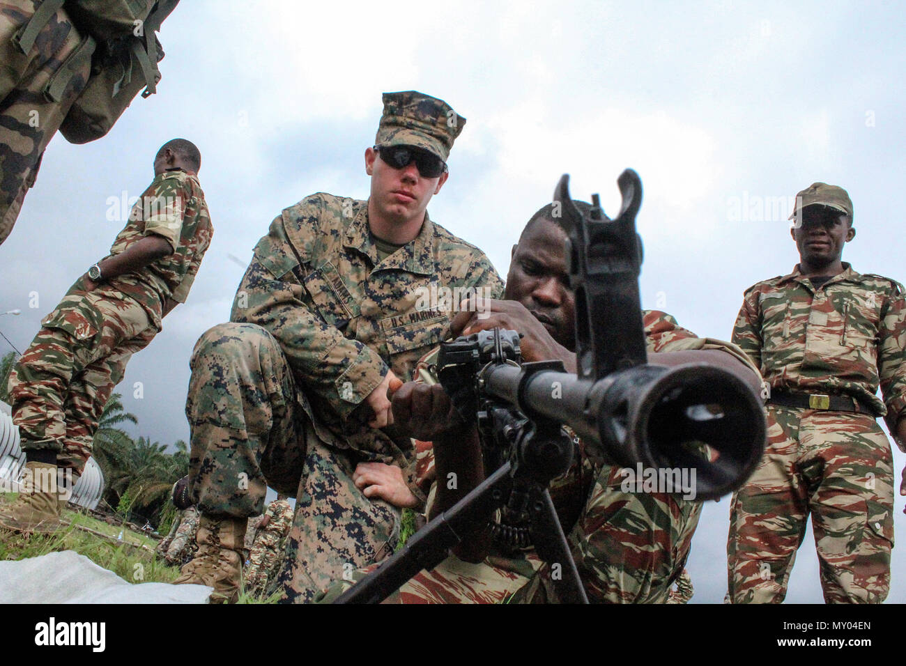 Ground handling africa hi-res stock photography and images - Alamy