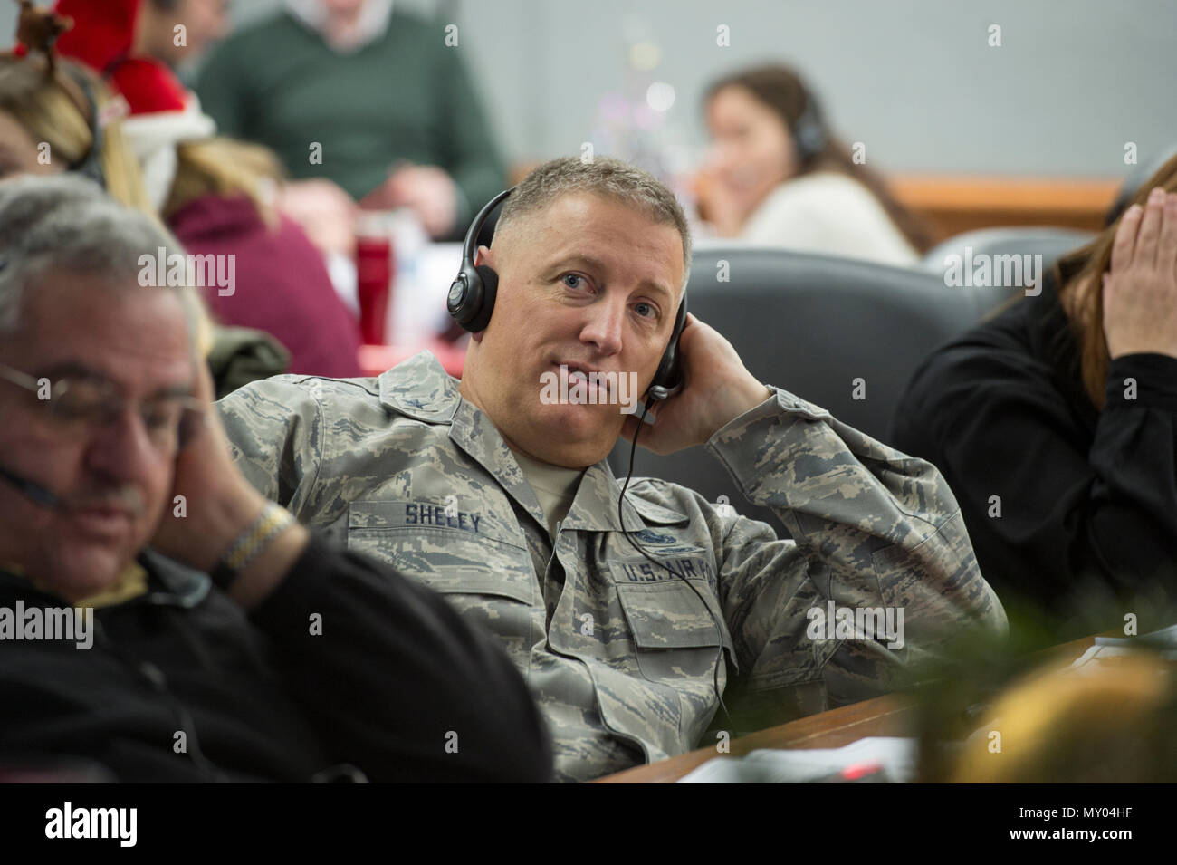 000 phone calls hi-res stock photography and images - Alamy