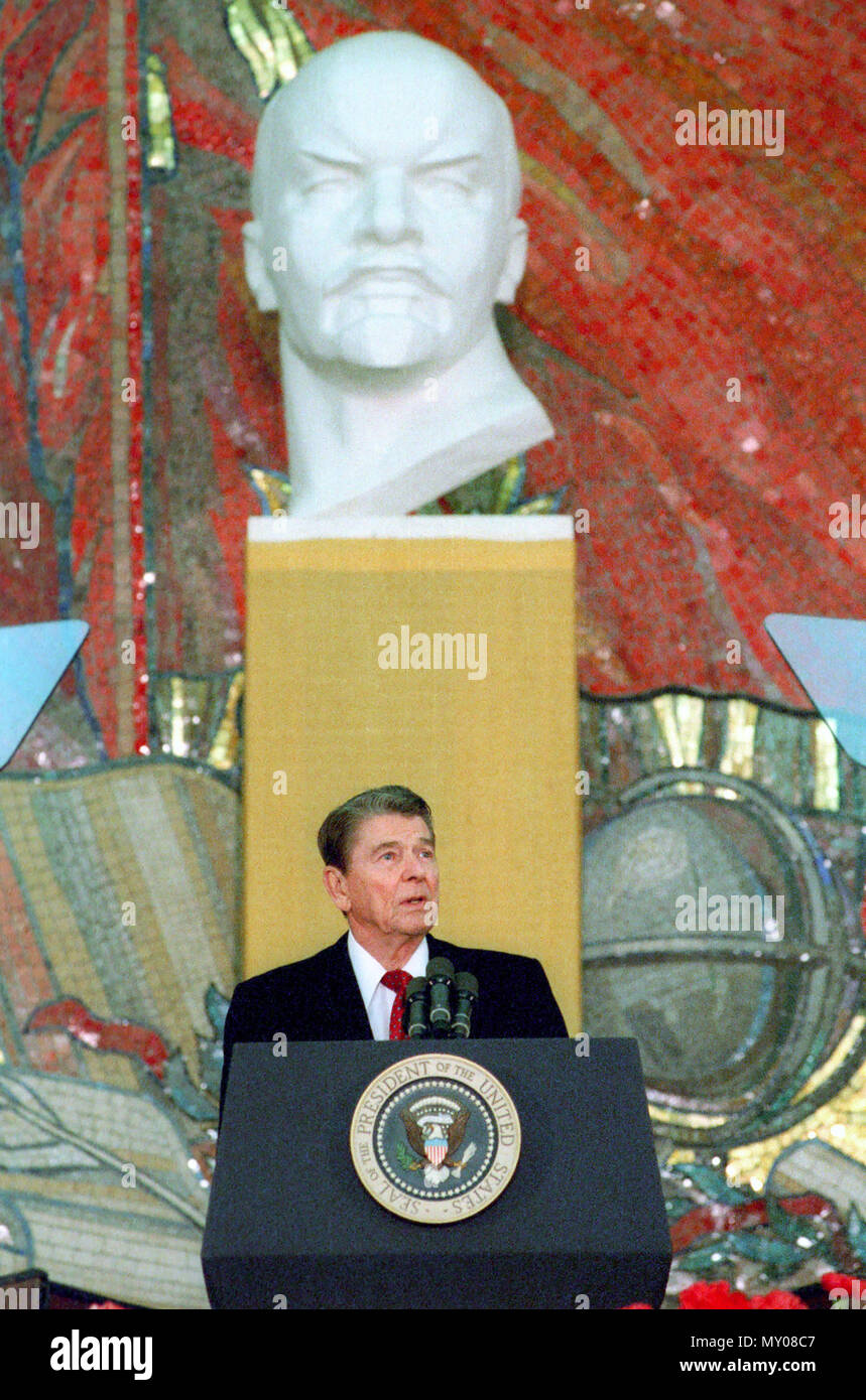 President reagan speech university hi-res stock photography and images ...