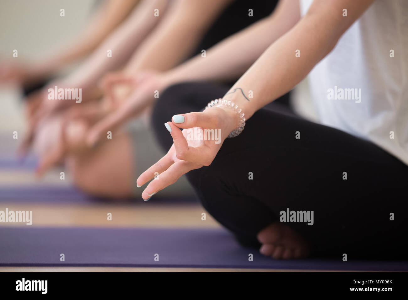 Yoga mudra hi-res stock photography and images - Alamy