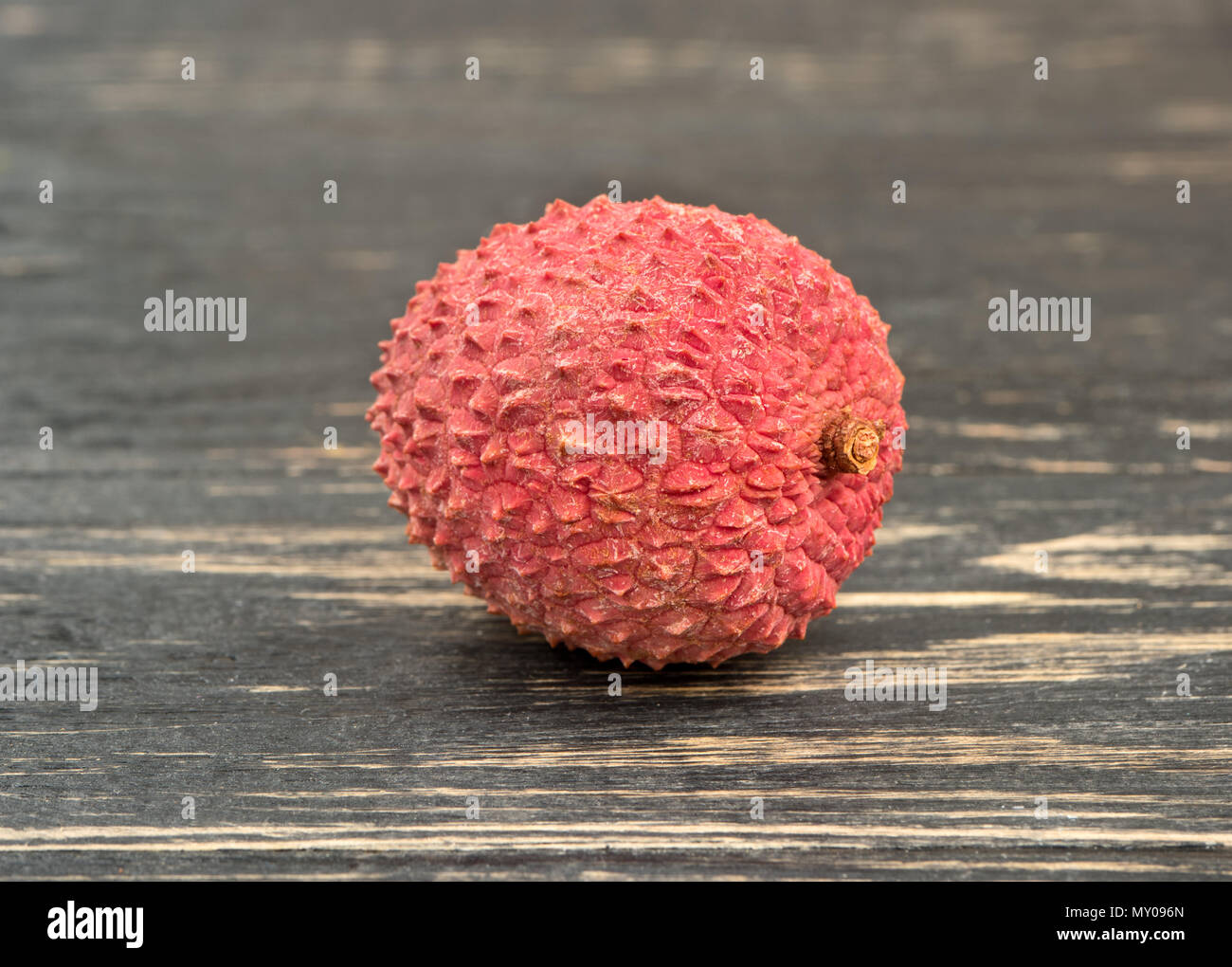 Lychee fruit shell hi-res stock photography and images - Alamy