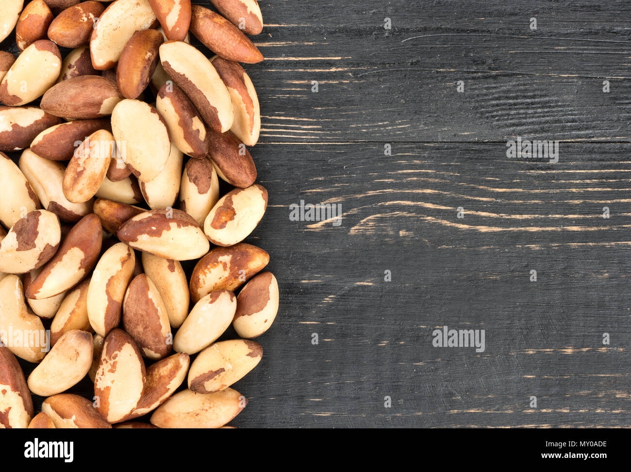 Empty nuts hi-res stock photography and images - Alamy