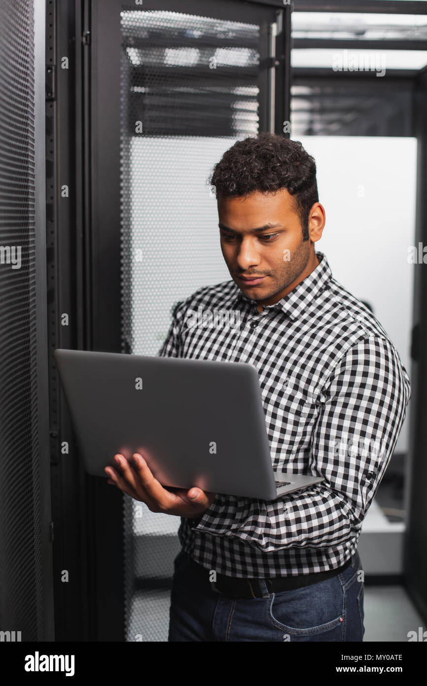 Cloud software engineer hi-res stock photography and images - Alamy