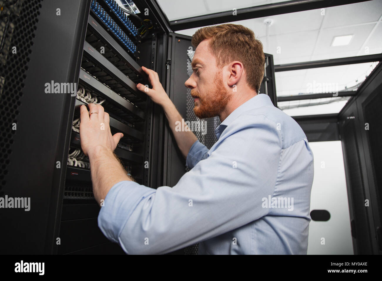 Hardware monitoring hi-res stock photography and images - Alamy