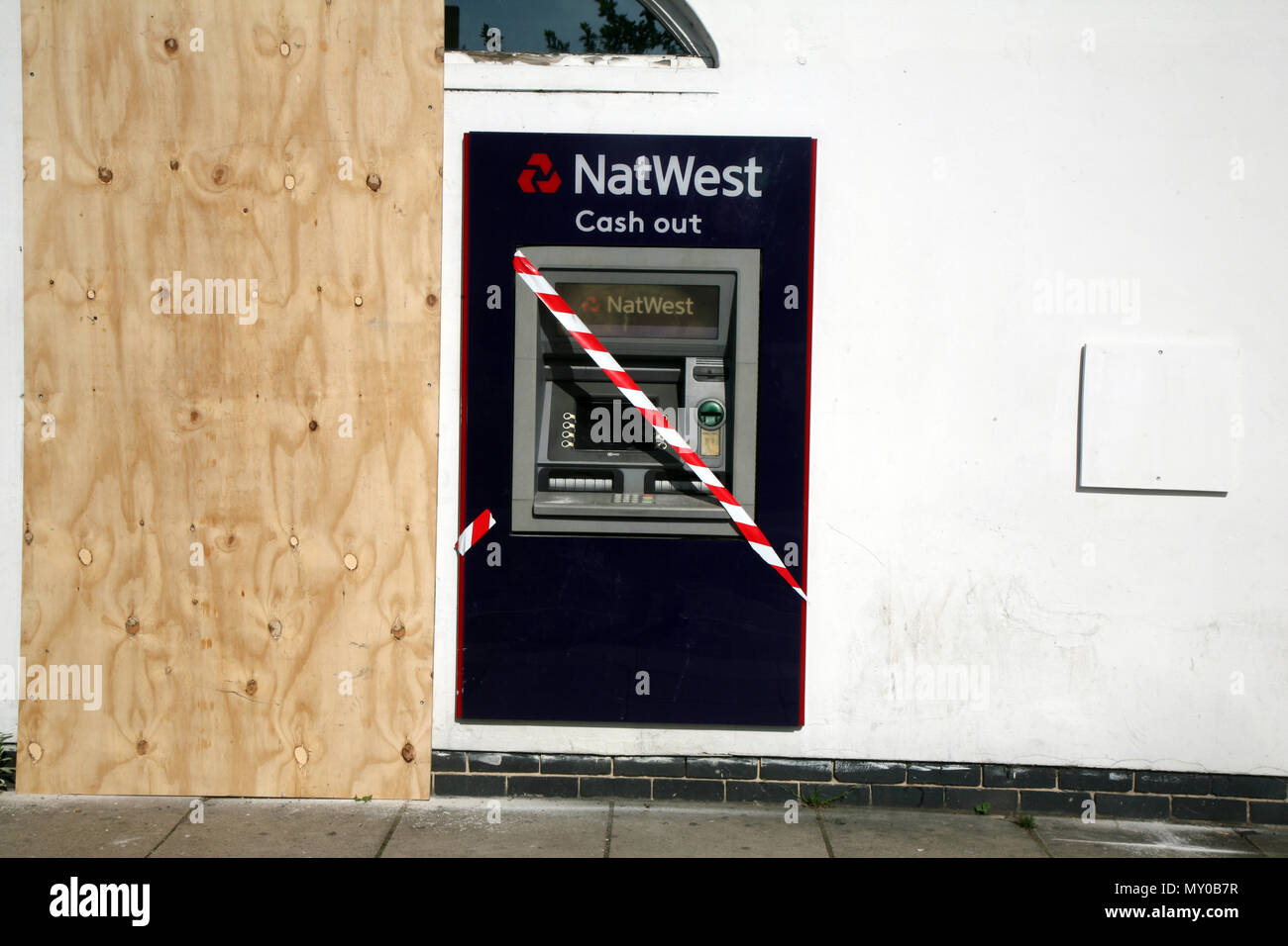 ATM closed. One of many village and town banks closing down in the uk ...