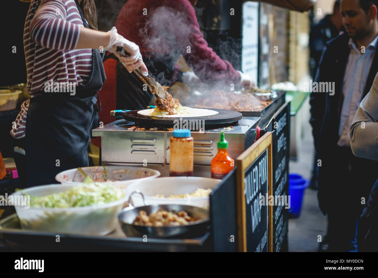 Asian meat markets hi-res stock photography and images - Alamy