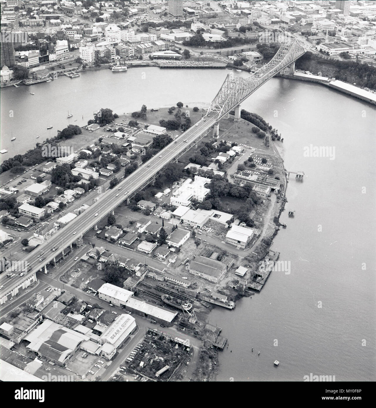 Story bridge vintage hi-res stock photography and images - Alamy