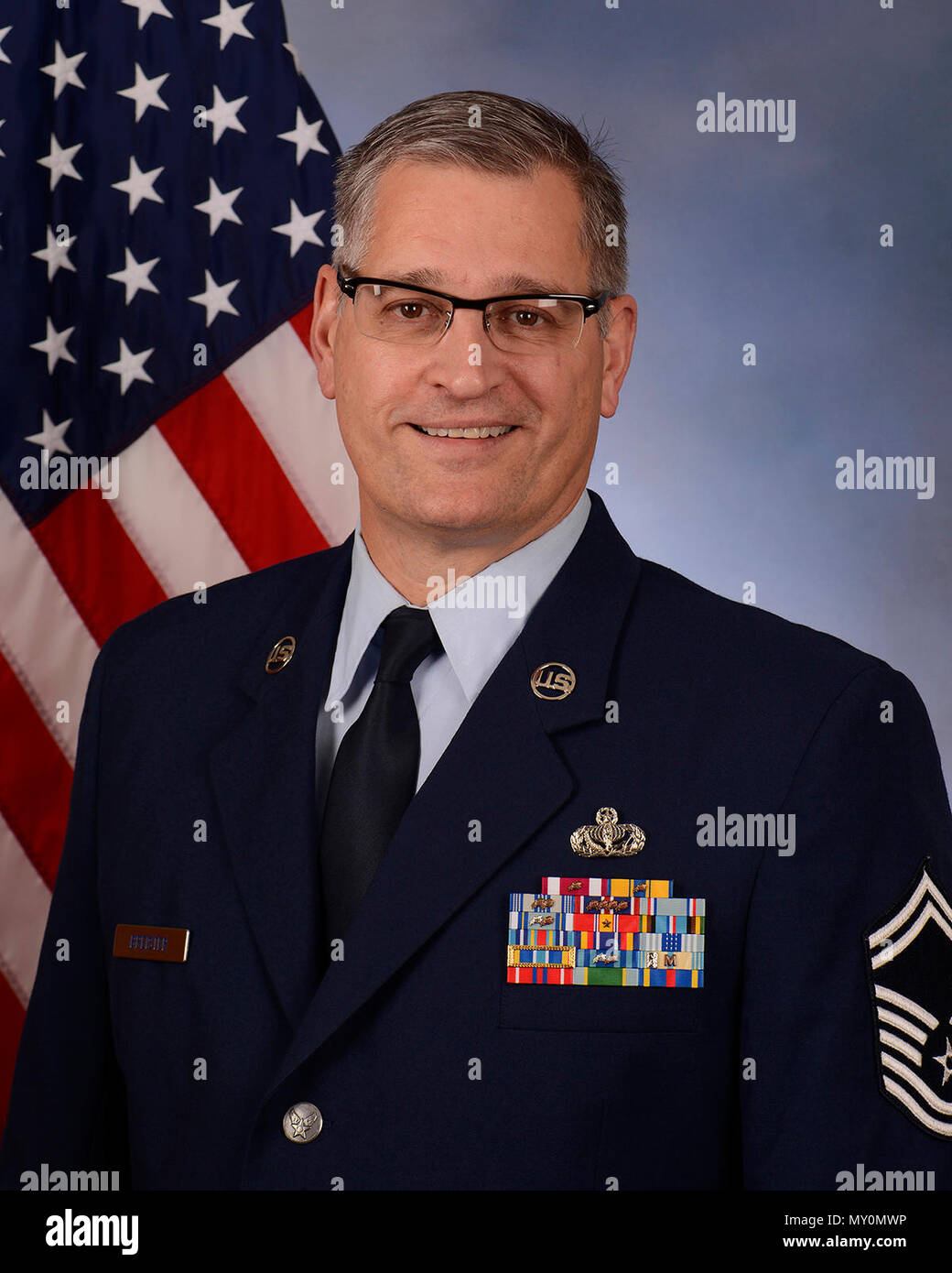 Senior noncommissioned officer of the year hi-res stock photography and ...