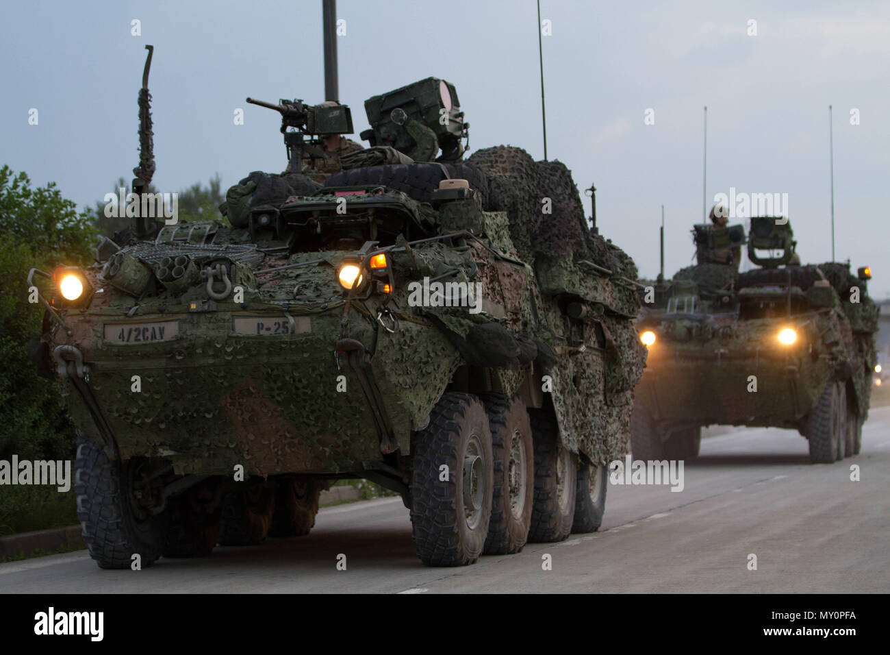 Soldiers from 2nd Cavalry Regiment (2CR) dfcross the German-Czechia ...