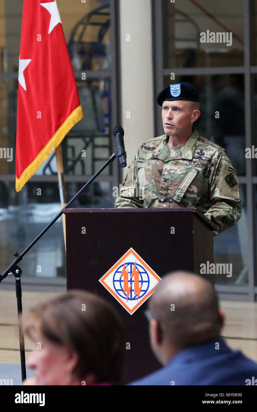 U.S. Army Col. Jeff Worthington delivers remarks at the 2nd Theater ...