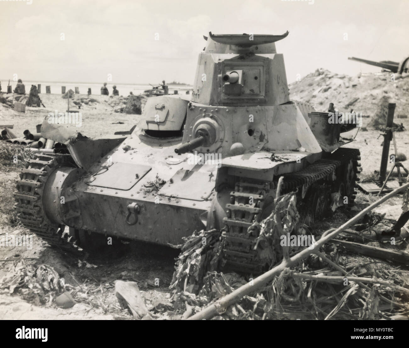 Destroyed japanese tank hi-res stock photography and images - Alamy