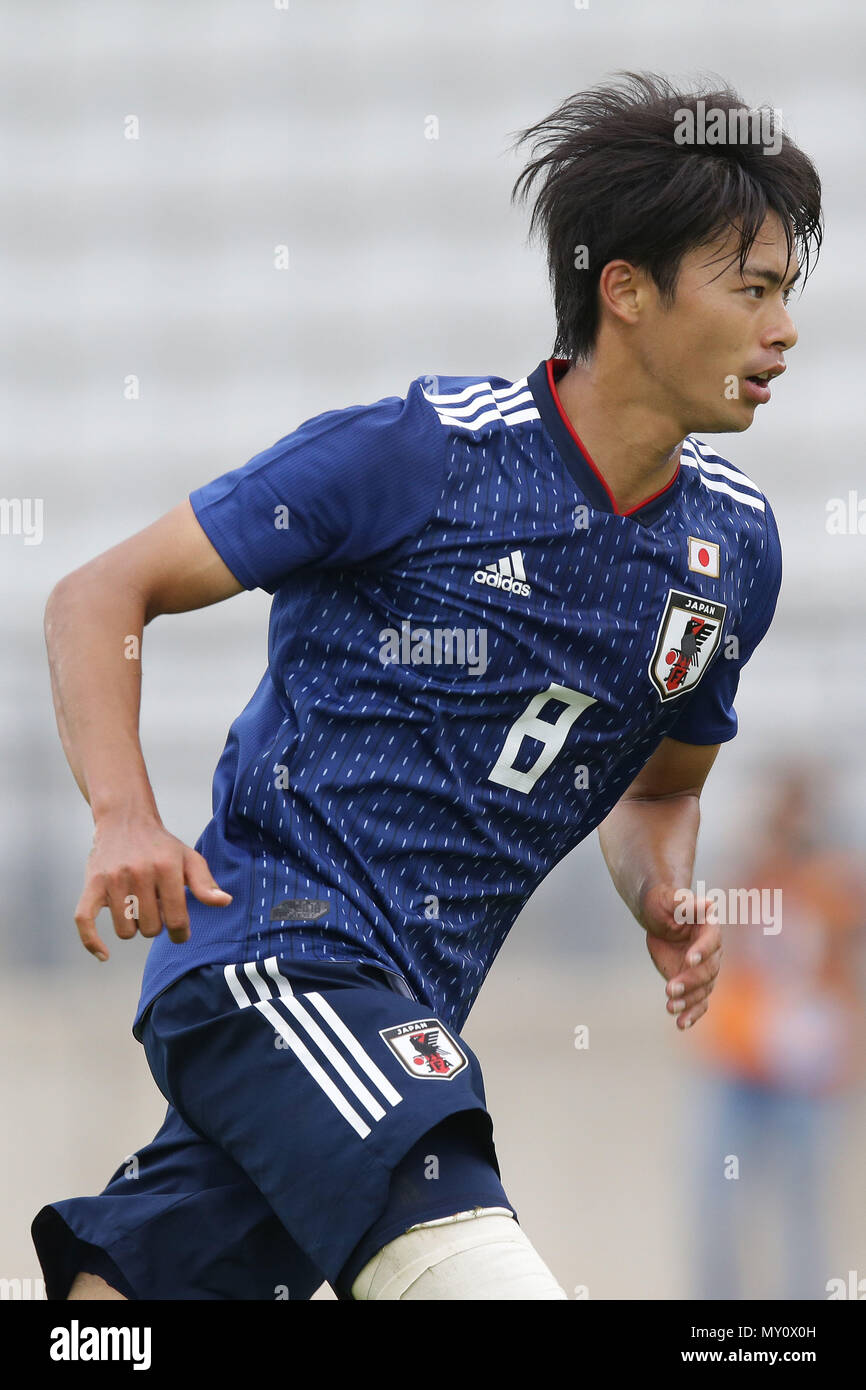 Kaoru mitoma goal hi-res stock photography and images - Alamy
