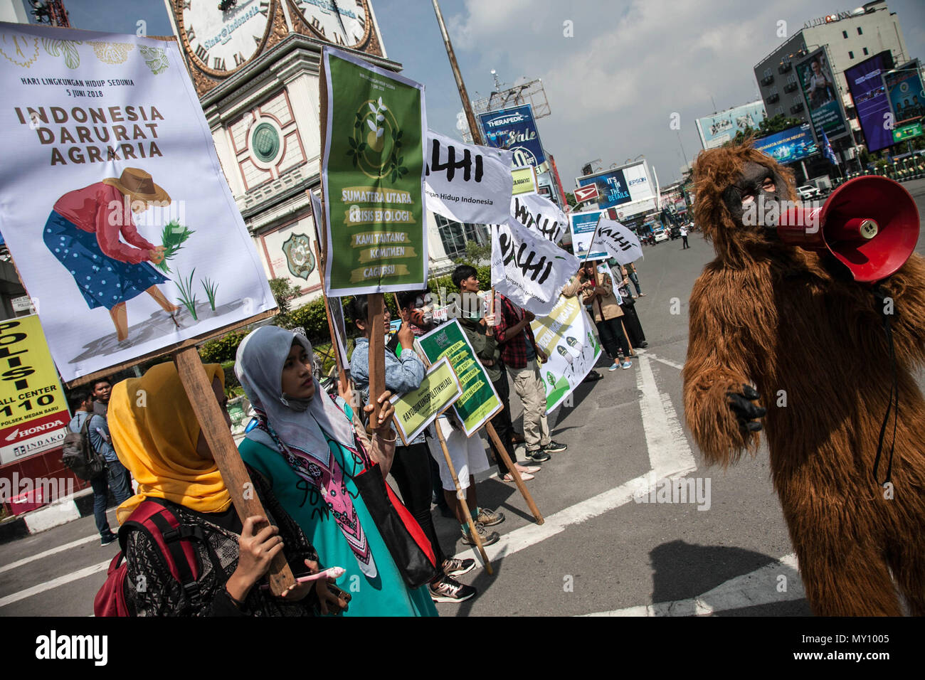 Medan, North Sumatra, Indonesia. 5th June, 2018. Indonesian ...