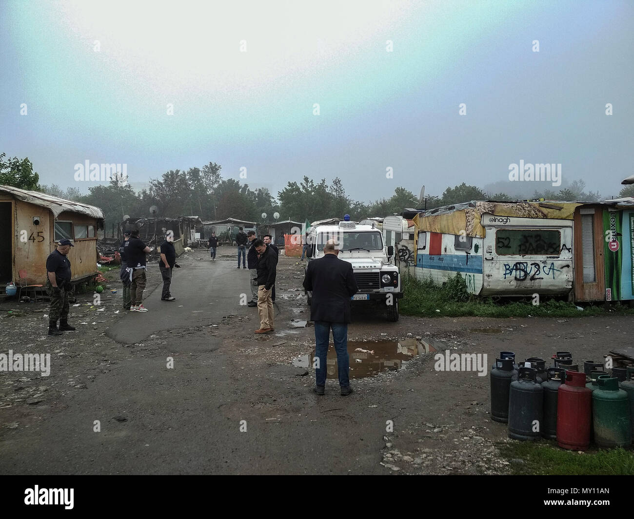 Dirty gypsies hi-res stock photography and images - Alamy