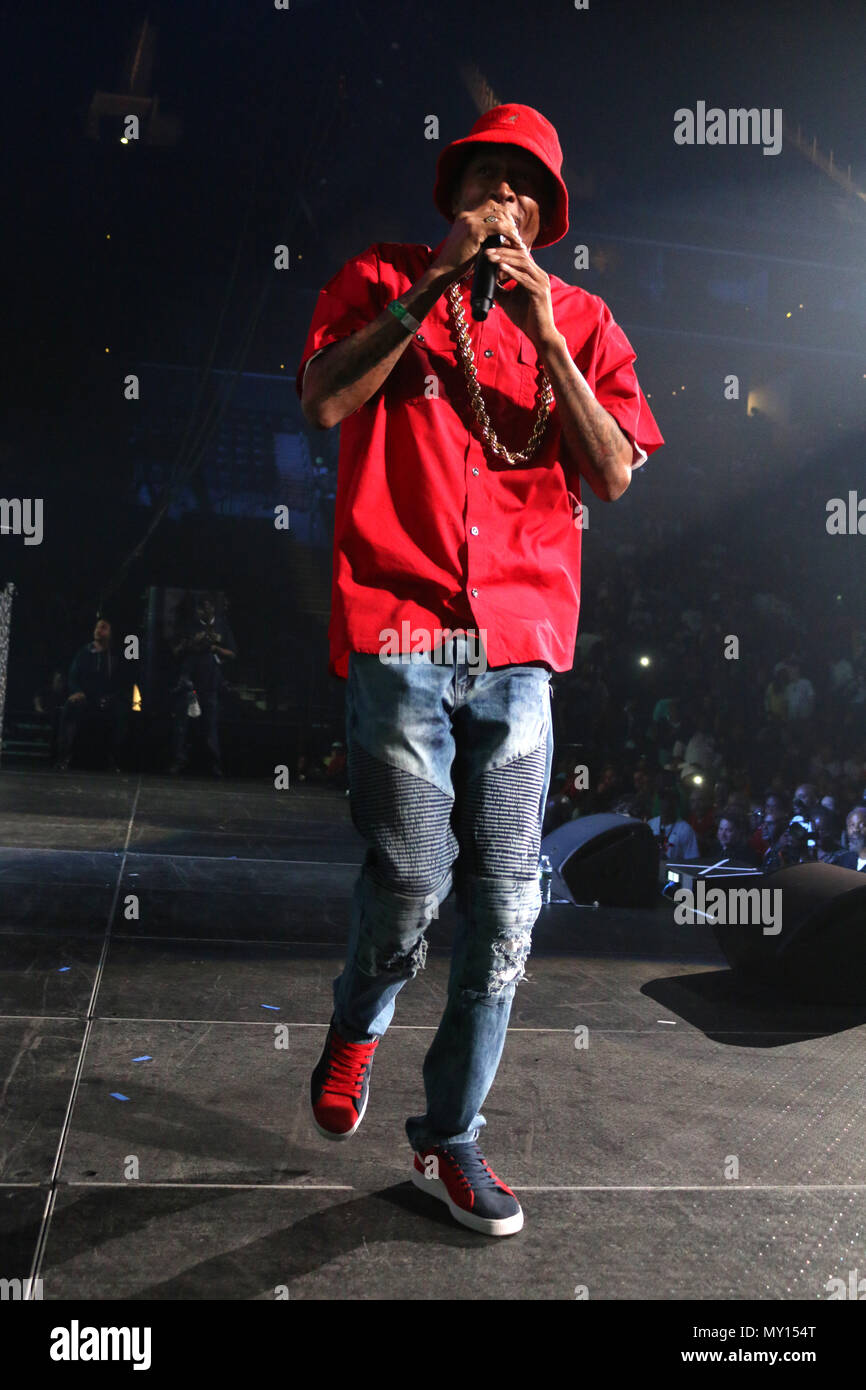 Mc shan hi-res stock photography and images - Alamy