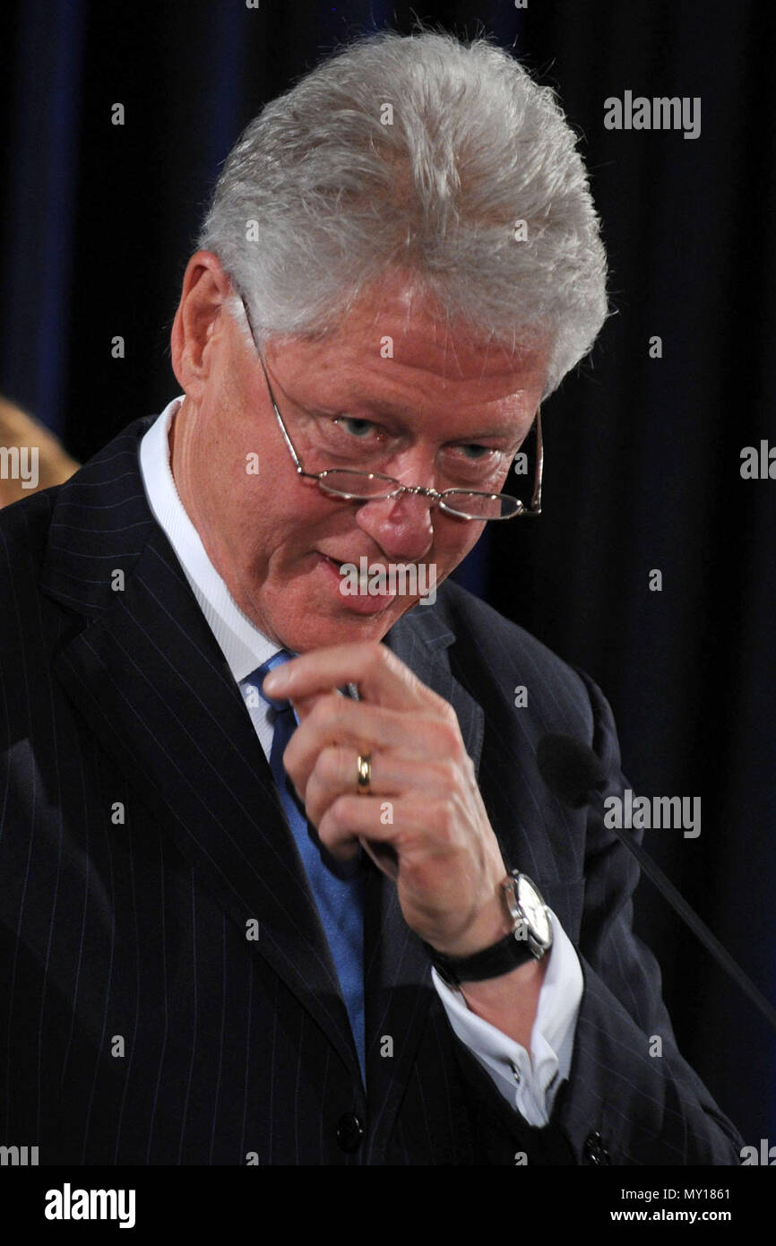 New york food guide hi-res stock photography and images - Alamy