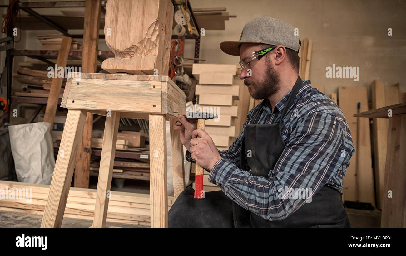Man hitting table hand hi-res stock photography and images - Alamy