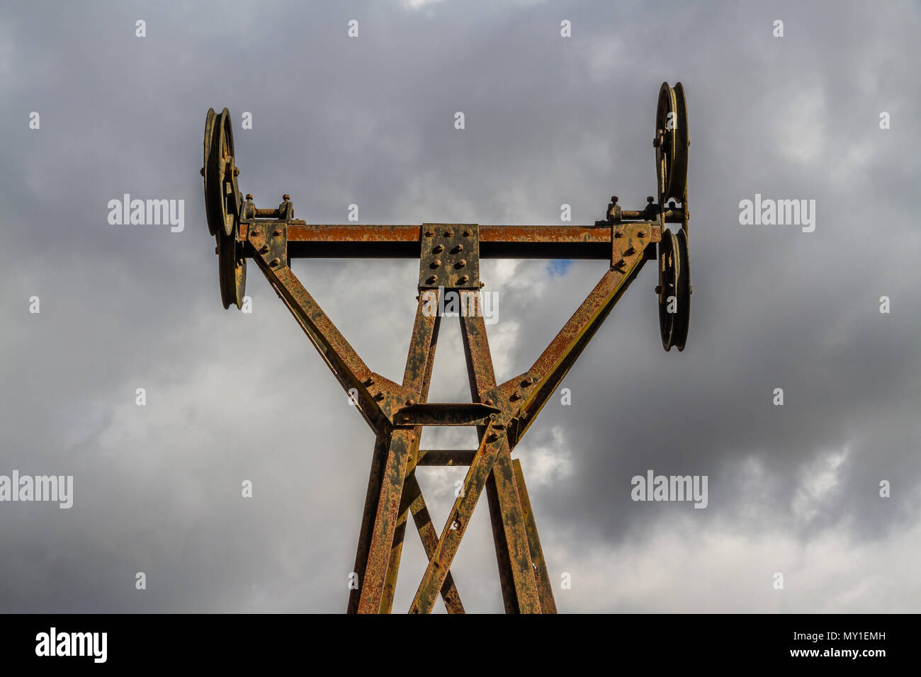 Aerial ropeway hi-res stock photography and images - Alamy