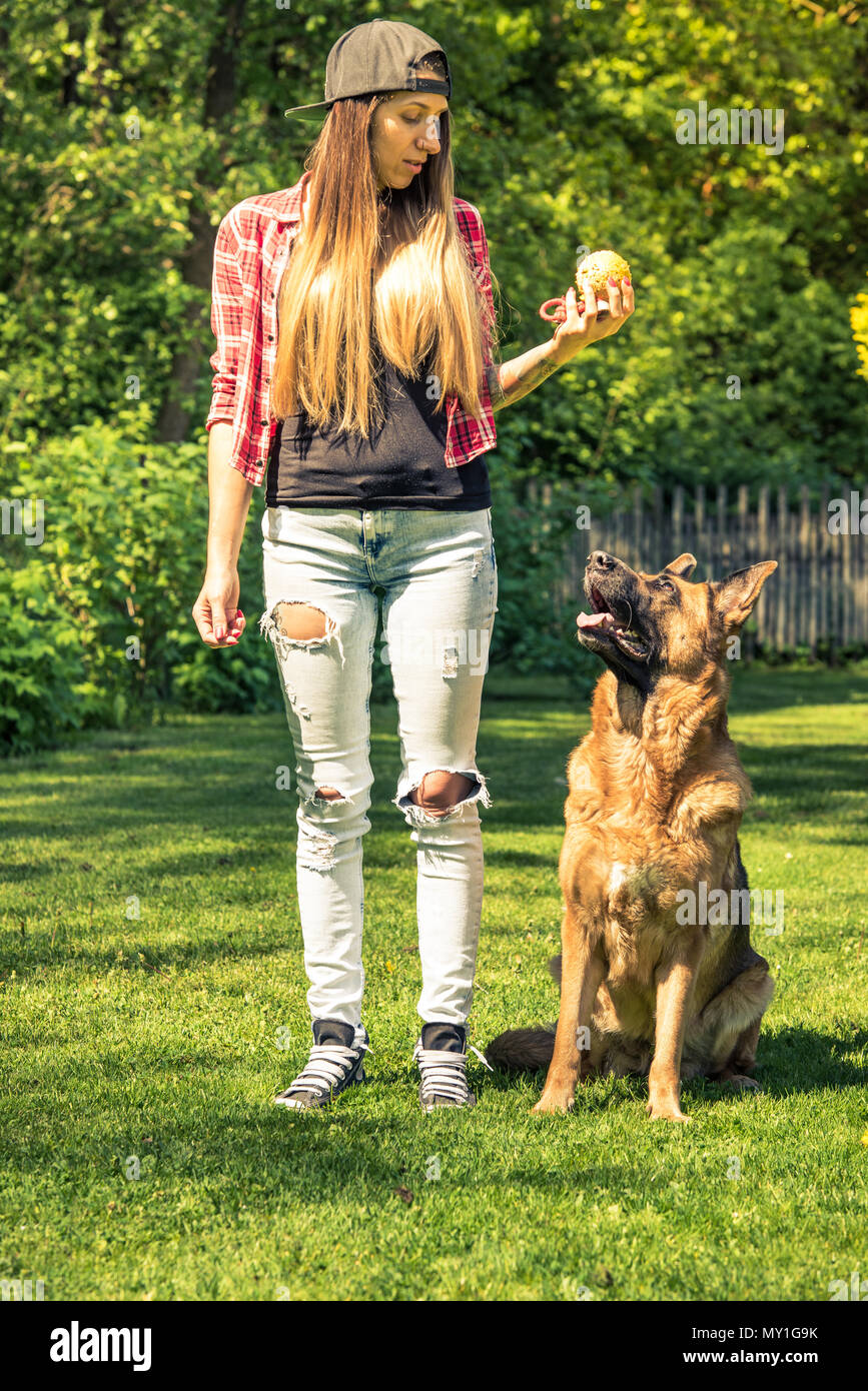 Woman dog german shepherd train hi-res stock photography and images - Alamy