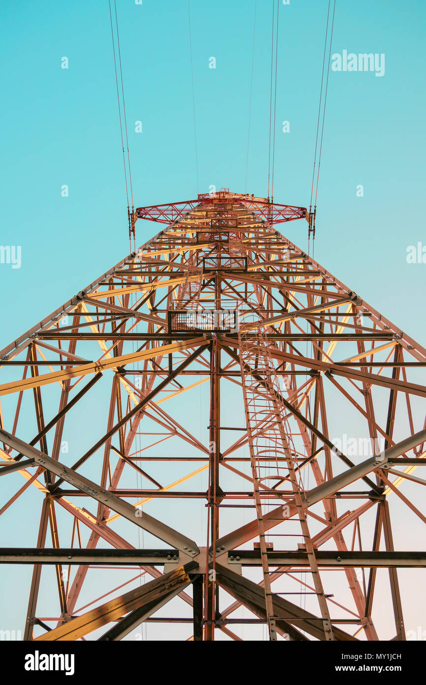 Concrete Electric Pole Stock Photos & Concrete Electric Pole Stock ...