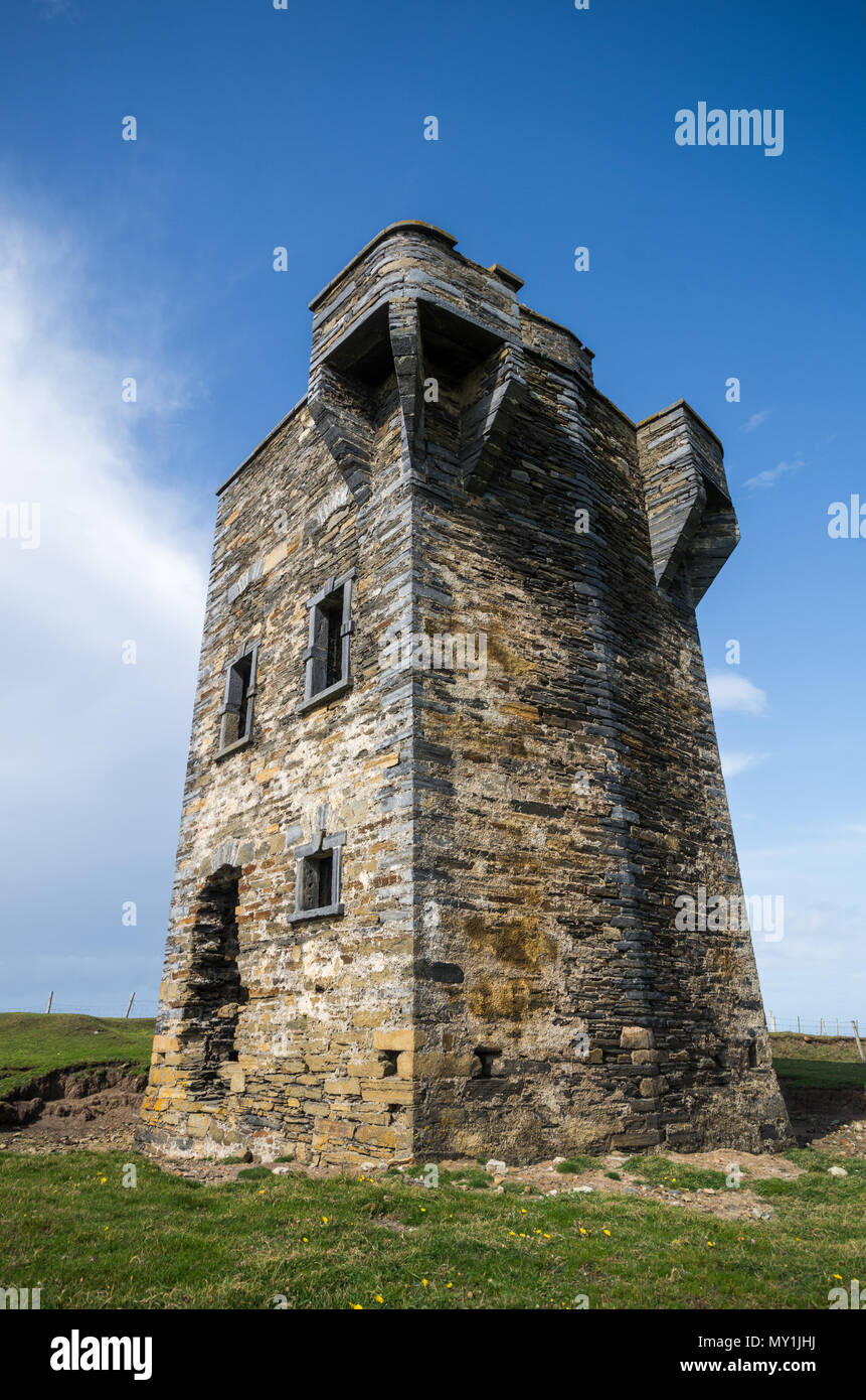 Glencolmcille tower hi-res stock photography and images - Alamy