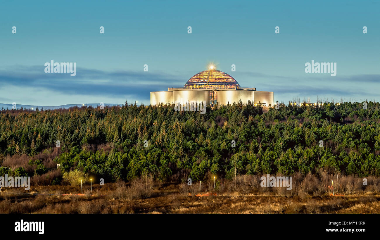 Perlan (The Pearl), Reykjavik, Iceland Stock Photo - Alamy