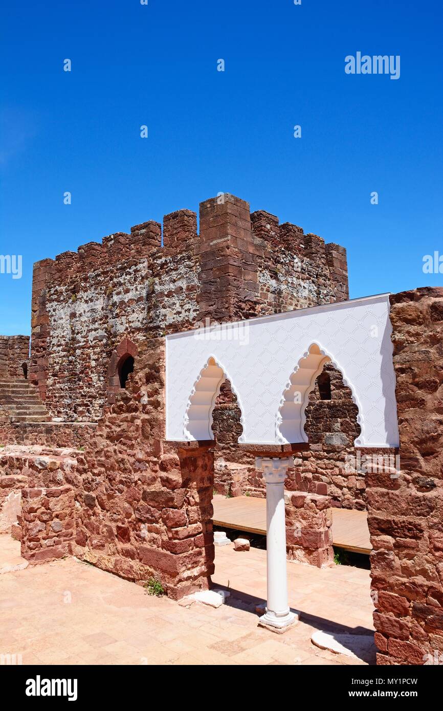Moorish balconies hi-res stock photography and images - Alamy