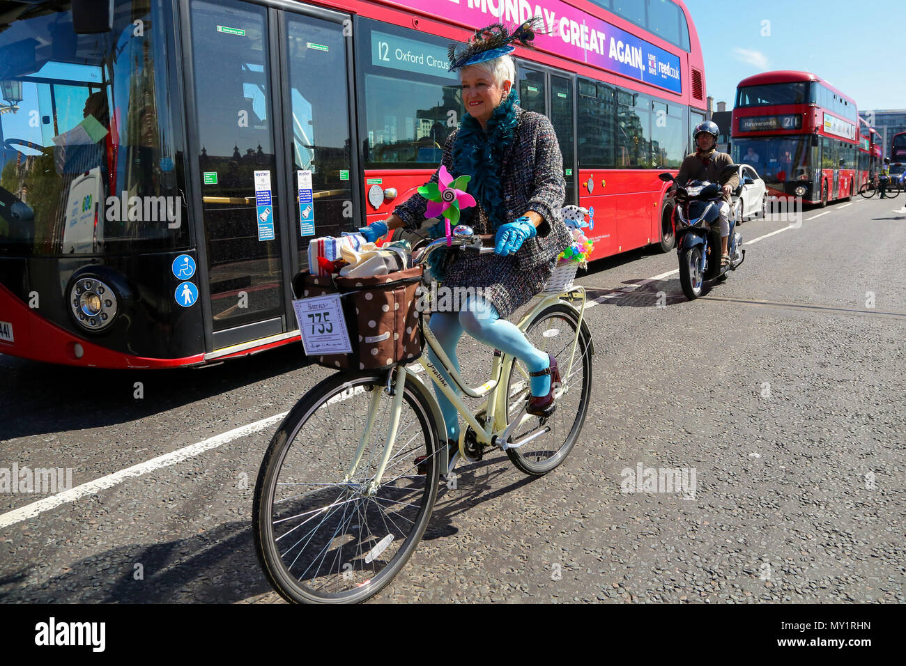 Weed and stylish cycling hi-res stock photography and images - Alamy