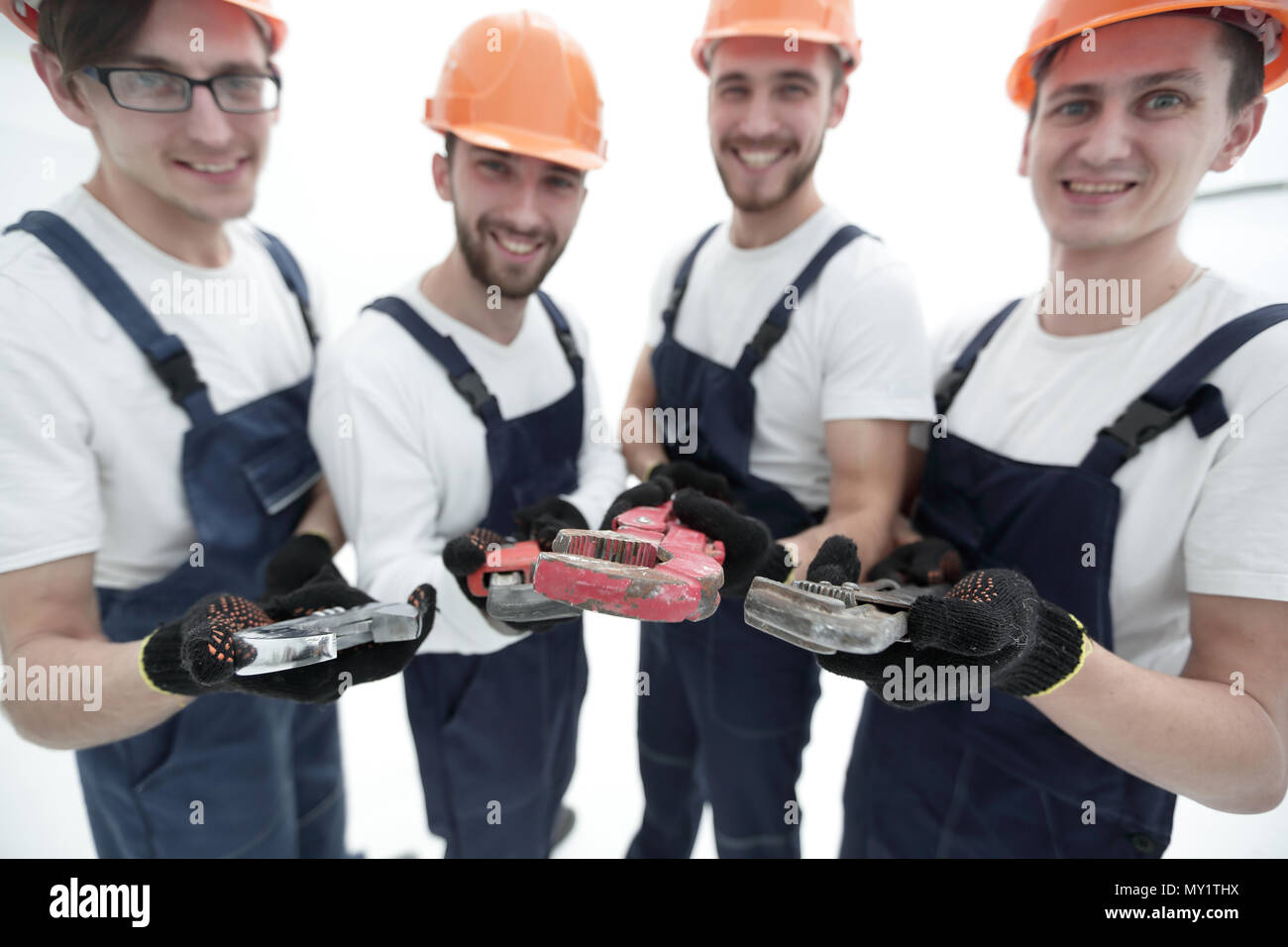 Manufacturing of keys hi-res stock photography and images - Alamy