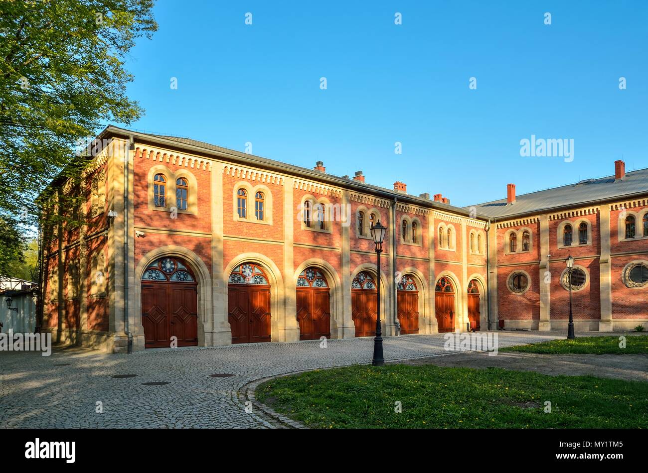 Historic brick stables building hi-res stock photography and images - Alamy