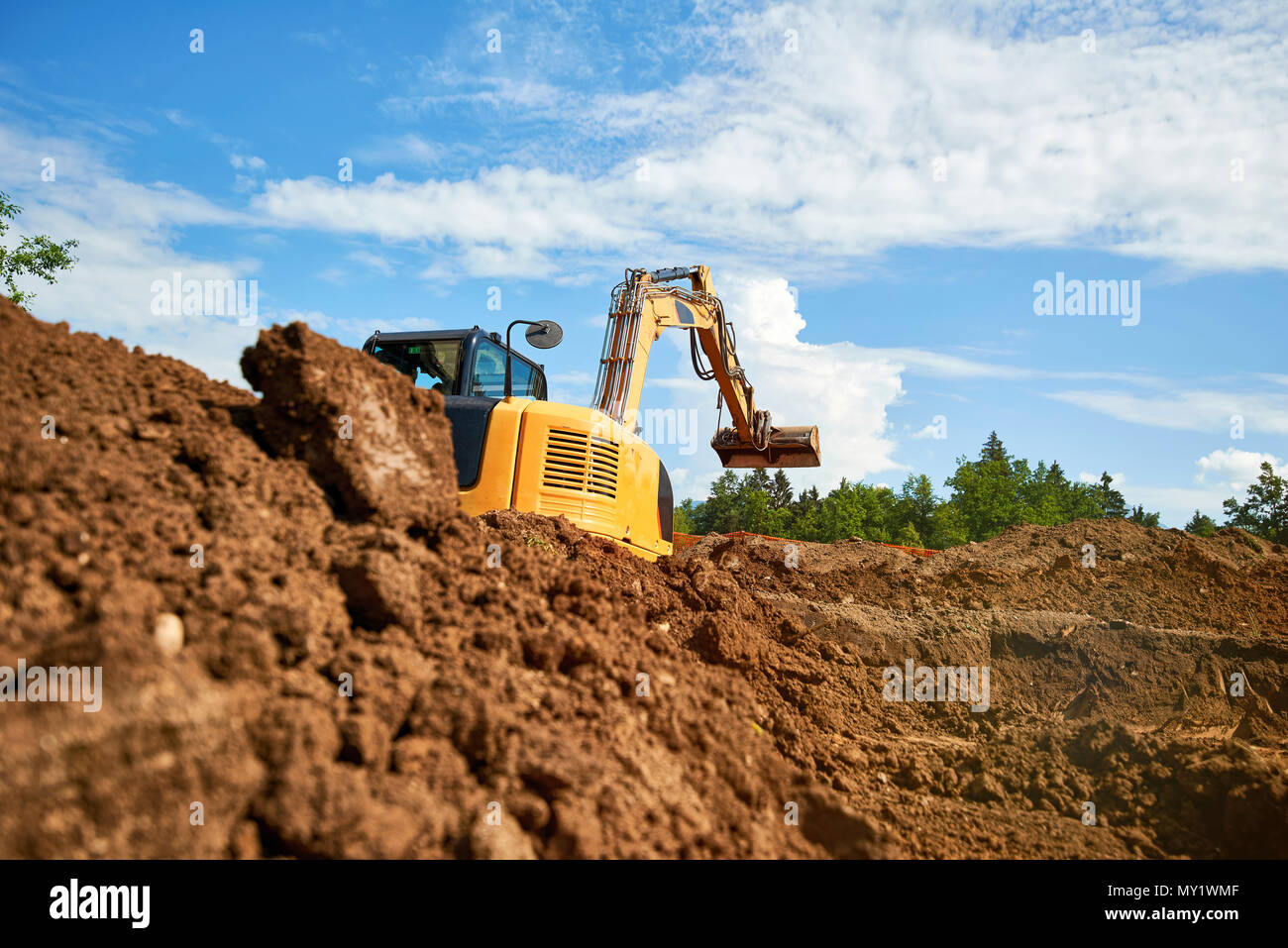 Bulldozer in open field operation Stock Photo - Alamy