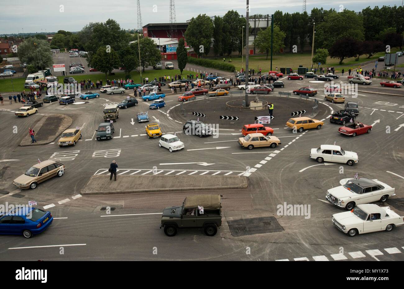 Roundabout road sign magic roundabout hi-res stock photography and ...