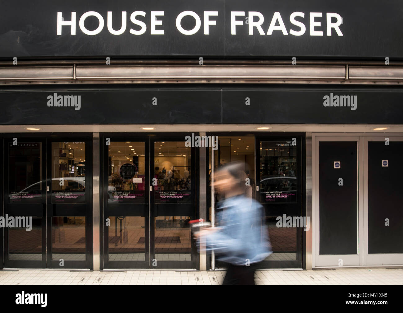 Briggate leeds hi-res stock photography and images - Alamy