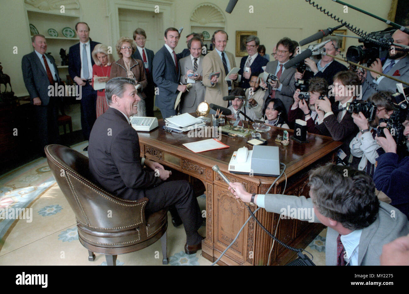 White house press corps hi-res stock photography and images - Alamy