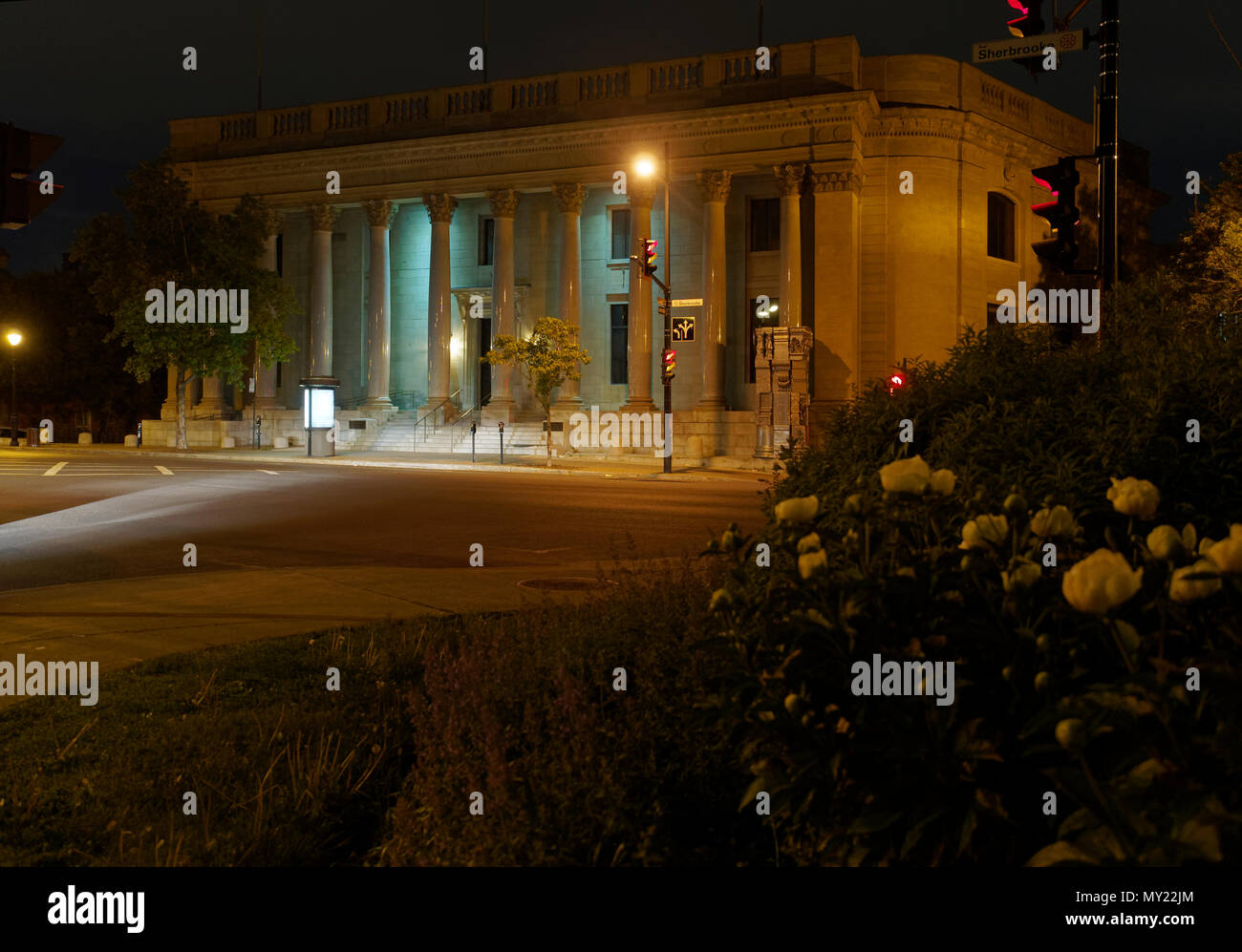 Montreal main library hi-res stock photography and images - Alamy