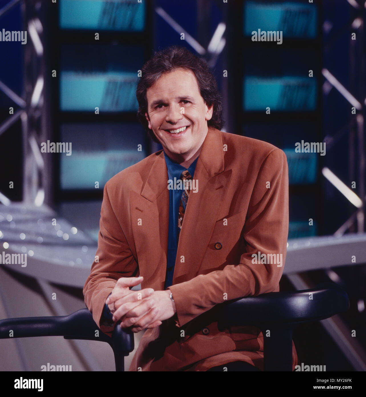 ShowFritz, Moderator Fritz Egner präsentiert internationale TV-Shows ...