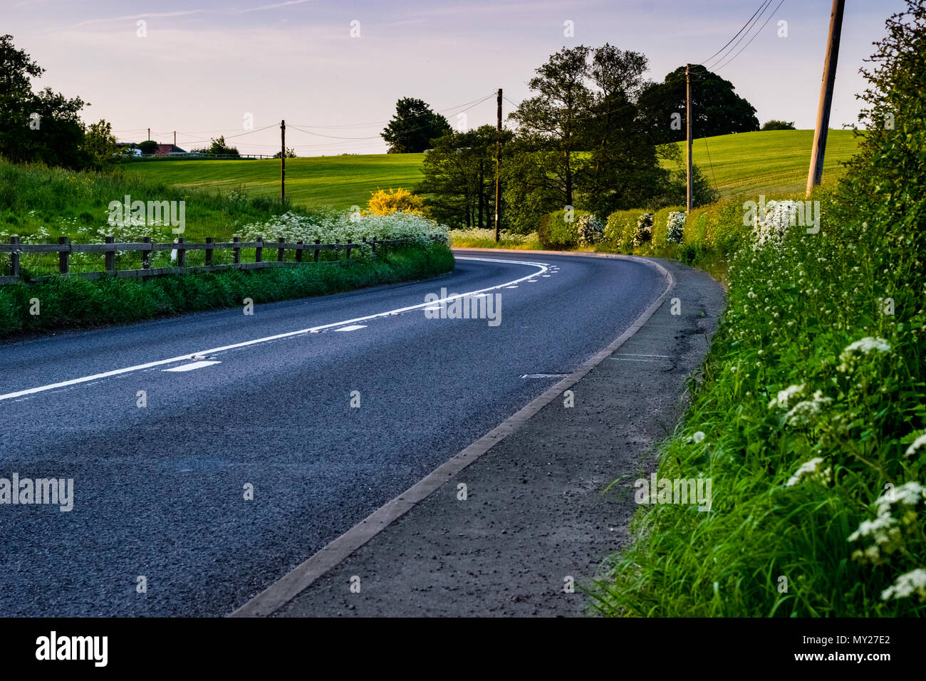Sweeping curves hi-res stock photography and images - Alamy
