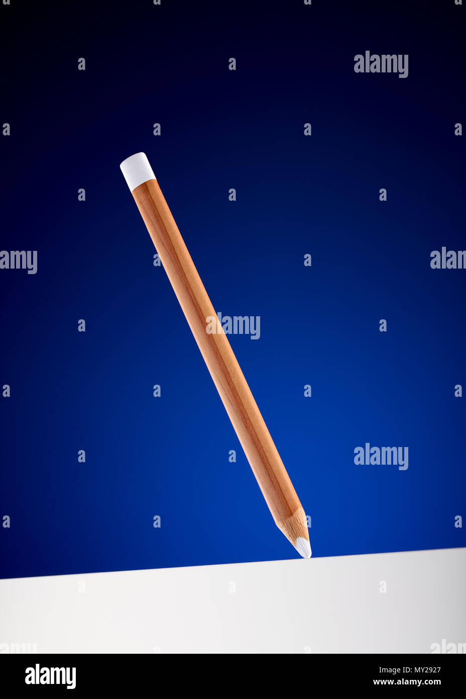 Thick line drawing hi-res stock photography and images - Alamy