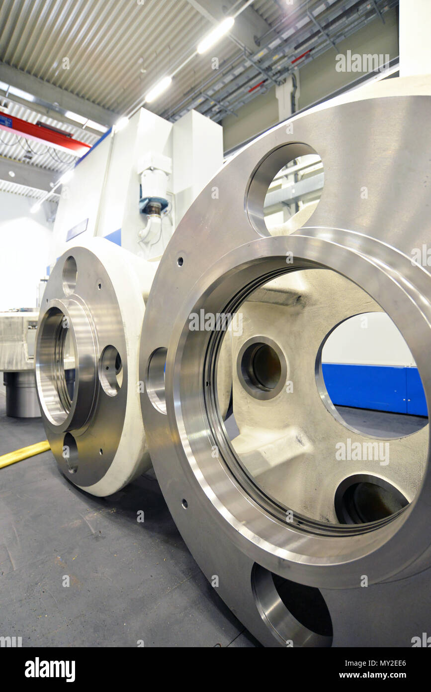 Factory of modern mechanical engineering - production of gearboxes for ...