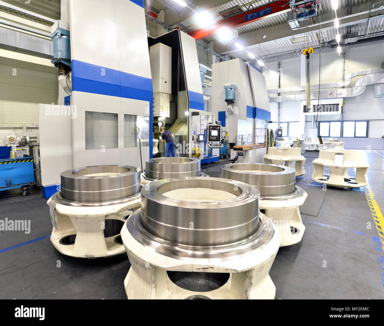 Factory of modern mechanical engineering - production of gearboxes for ...